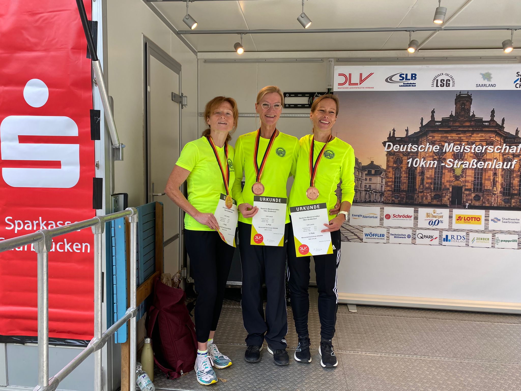 team-bronze-f-r-lowicker-w50-55-damen-bei-10-km-dm-sportfreunde-97-30